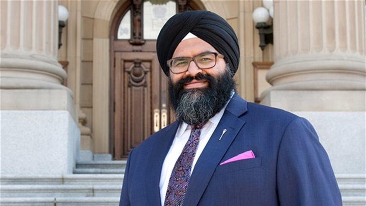 Pas de circonscription albertaine au nom de Manmeet Bhullar | Radio-Canada