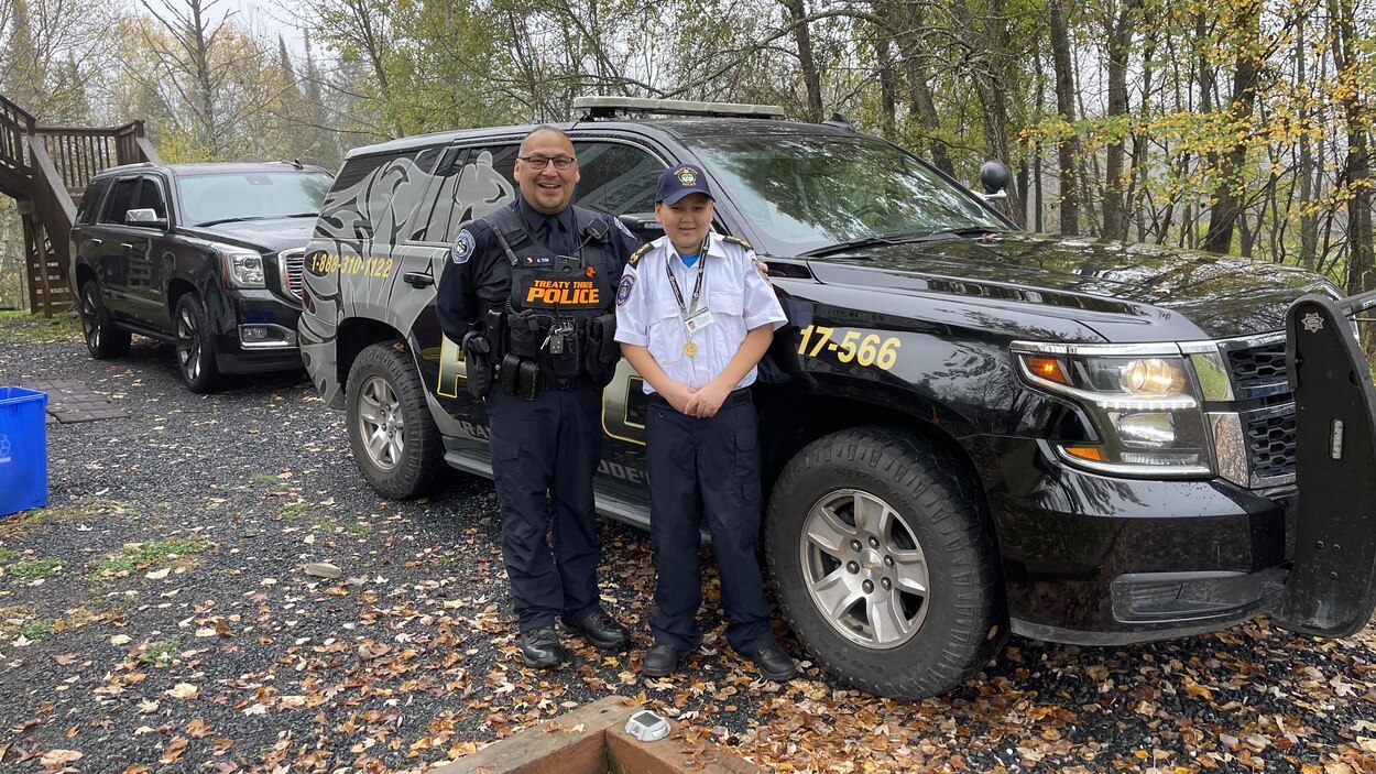 Chef de police d’un jour : un jeune Winnipégois souffrant de cancer ...
