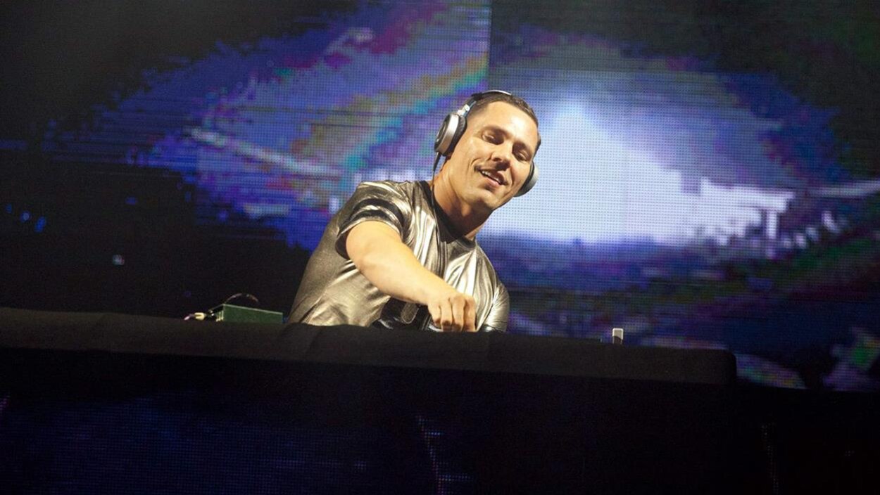 Tiësto, Kavinsky et CRi à Igloofest pour les 15 ans du festival | Radio ...