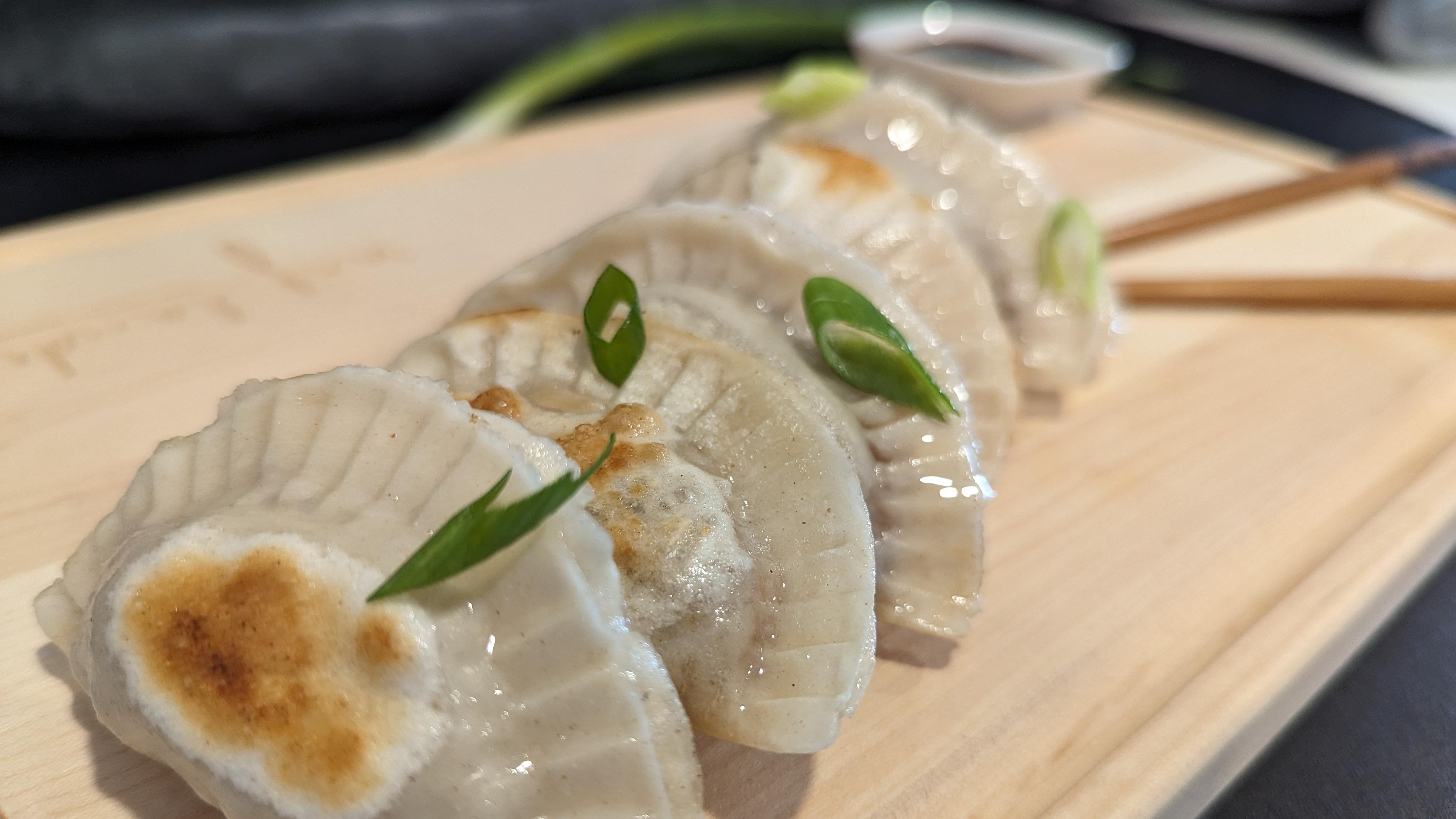 Voyager partout dans le monde avec les dumplings! | OHdio | Radio-Canada