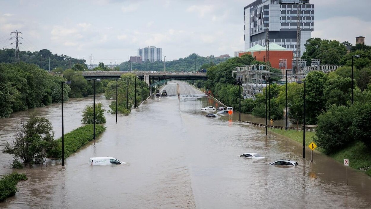 Toronto faces backlog of hundreds of flooding calls | Radio-Canada.ca