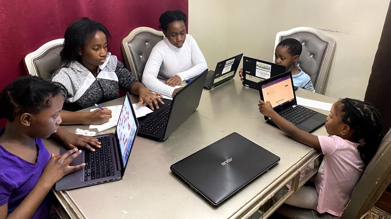 COVID-19 et école à distance : le tutorat pour minimiser la perte d ...