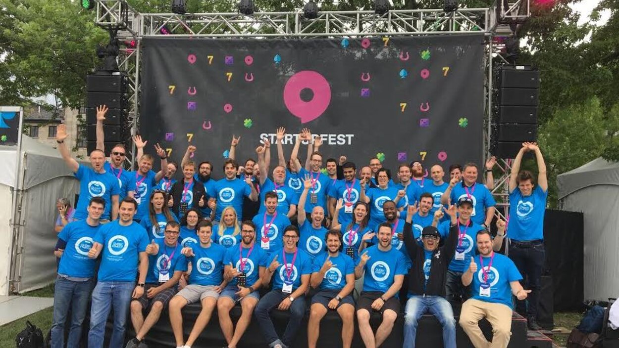 Les entrepreneurs de Québec s'affichent en bleu au Startupfest de ...