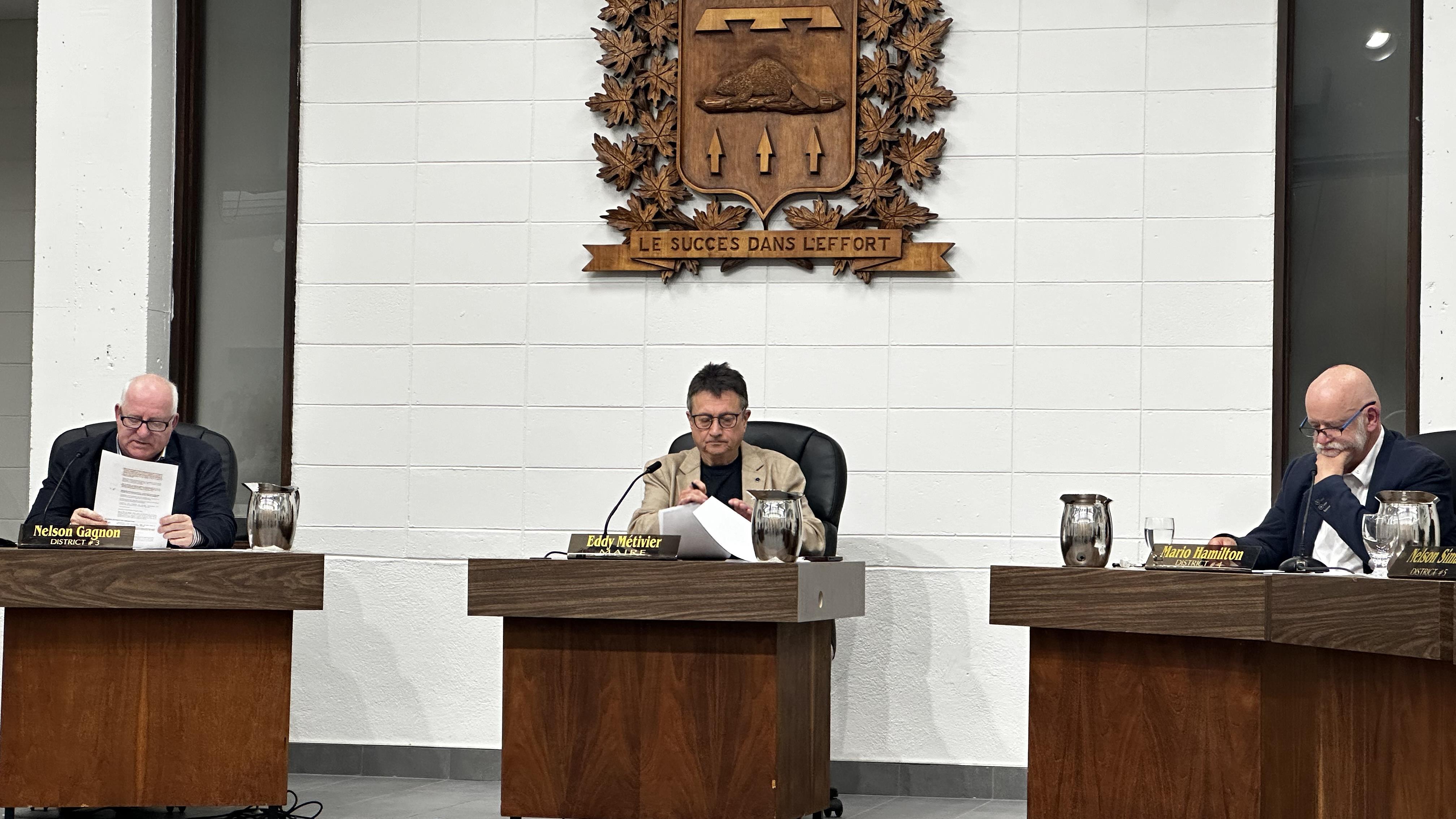 Célébrer l’engagement municipal | OHdio | Radio-Canada