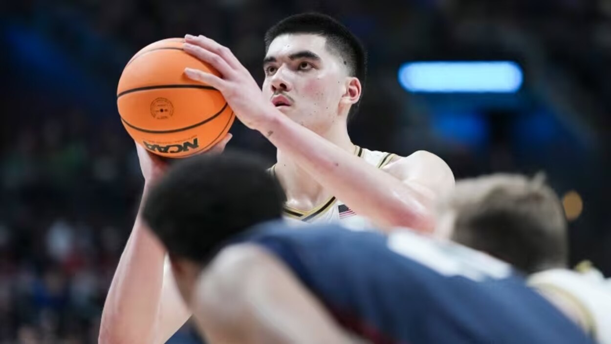 Canada’s 7-foot-4 secret weapon, Zach Edey, is hiding in plain sight ...