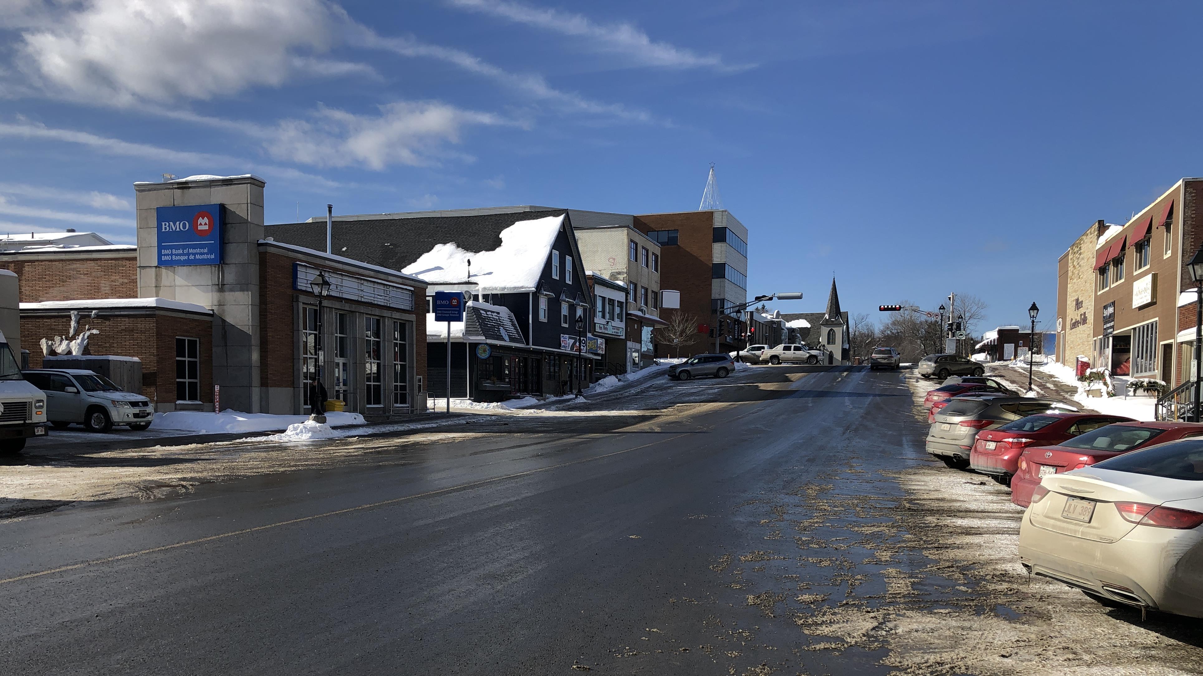 De l'Allemagne au chevet de sa mère à Edmundston | OHdio | Radio-Canada