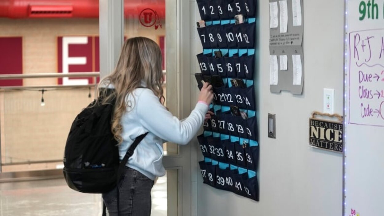 There are cellphone bans in schools around the world. Do any of them ...