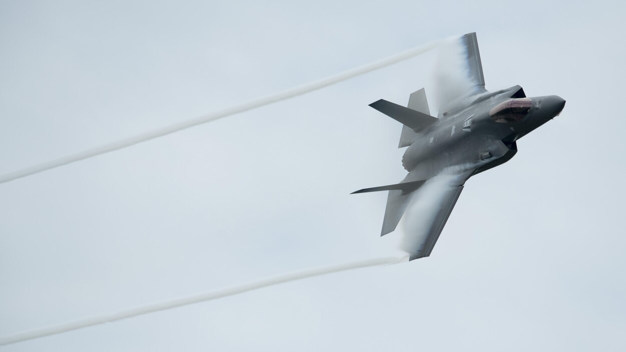 Ottawa signe avec Lockheed Martin pour acheter 88 chasseurs F-35 ...