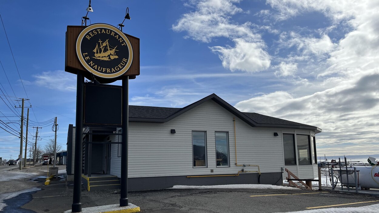 Le restaurant Le Naufrageur ferme ses portes | Radio-Canada