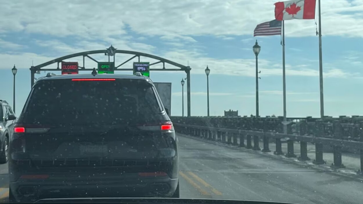 Isang Pilipina nag-flagpoling para makakuha ng mas mabilis na ...