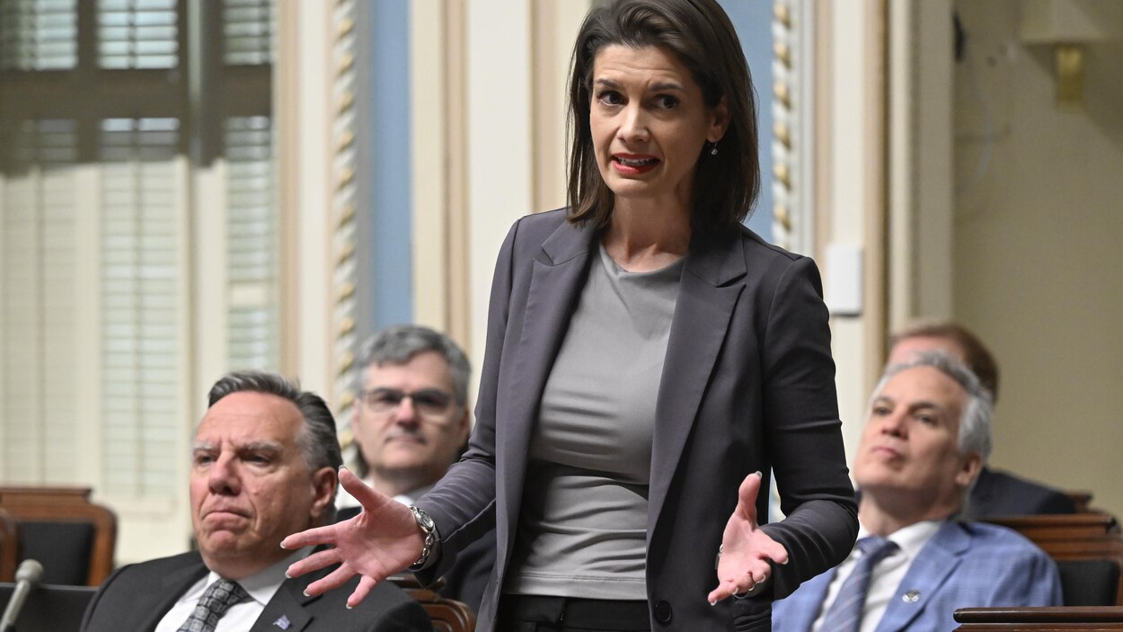 Taux d’alcoolémie à 0,05 : les élus de la CAQ devront afficher leurs ...