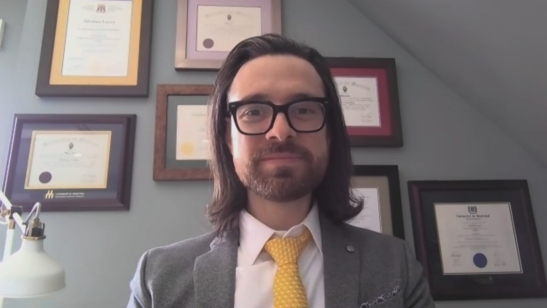 Les signes de la crise cardiaque avec le Dr Lavoie | OHdio | Radio-Canada