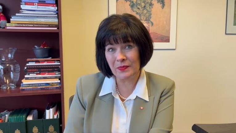 Ginette Petitpas-Taylor écartée du Cabinet Carney | OHdio | Radio-Canada