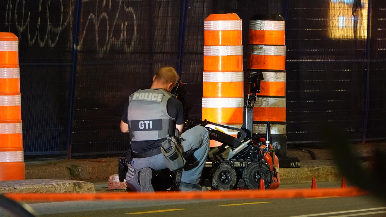 Intervention policière pour un colis suspect au centre-ville | Radio-Canada