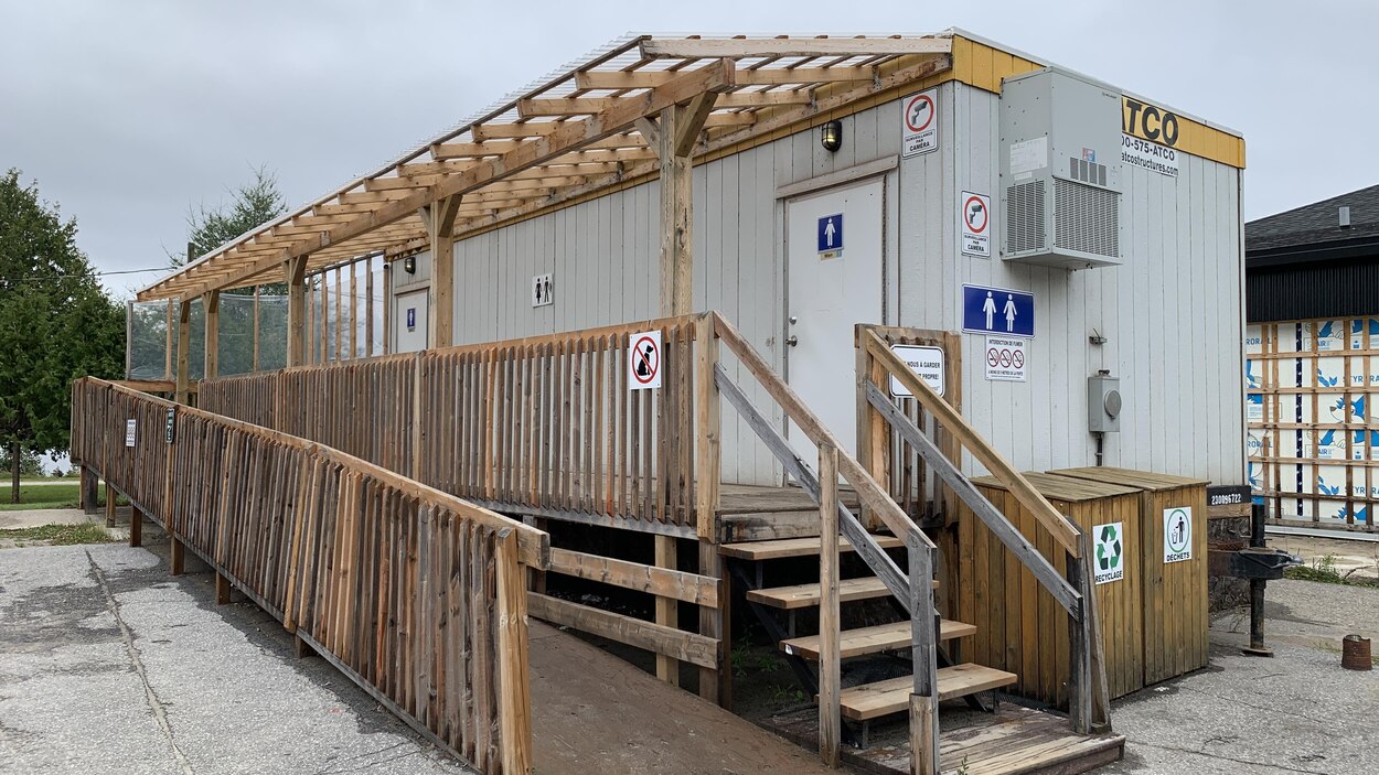 Un nouveau bloc sanitaire en construction au Domaine | Radio-Canada