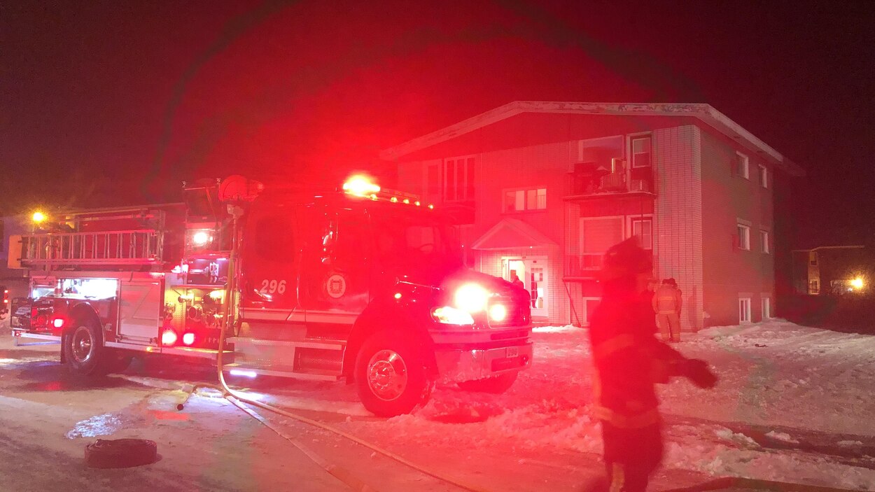 Incendie dans un logement à Sept-Îles | Radio-Canada