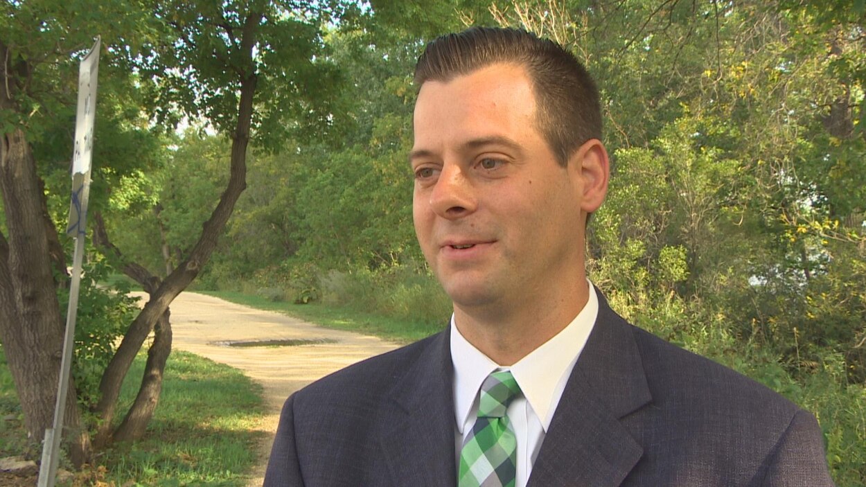 James Beddome réélu chef du Parti vert du Manitoba | Radio-Canada