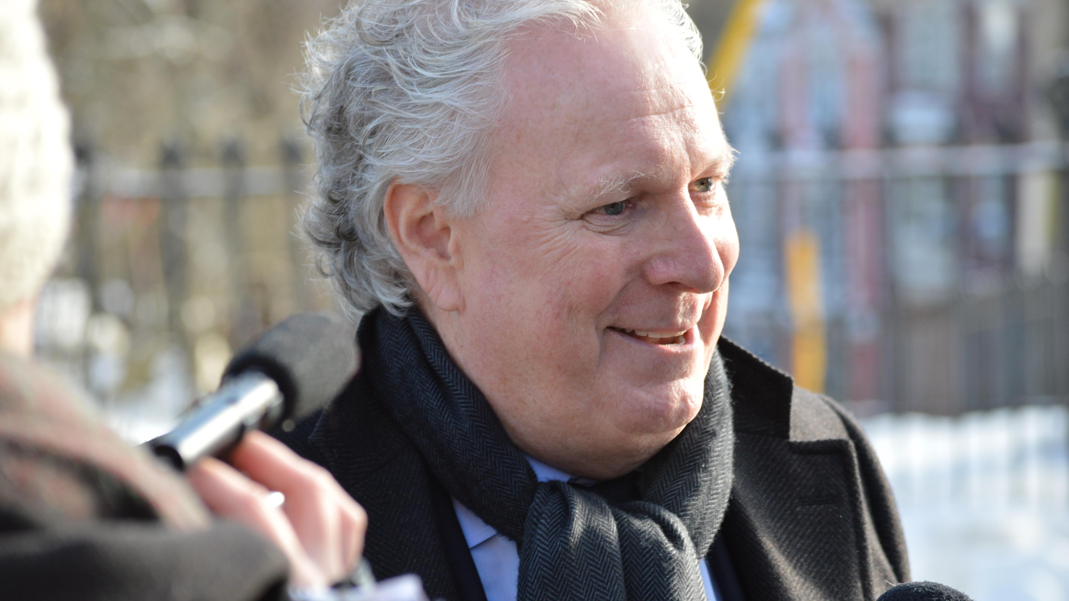 Est-ce que Jean Charest est toujours dans la course? | OHdio | Radio-Canada