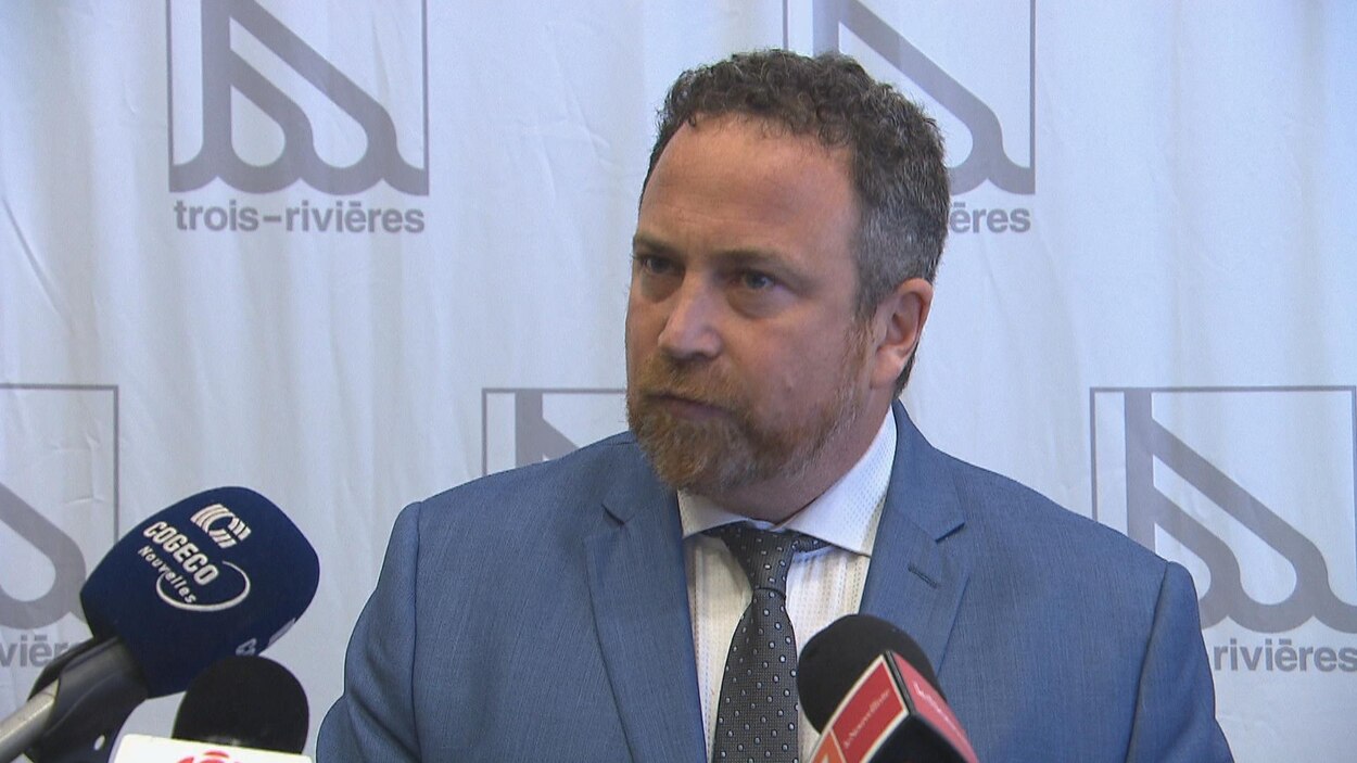 Colisée du District 55 : « un beau défi », selon le maire Jean Lamarche ...