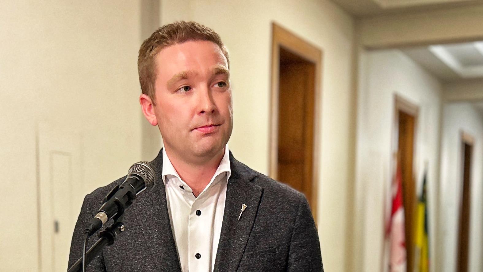 Le ministre Cockrill n’appelle toujours pas le CEF à délaisser les ...