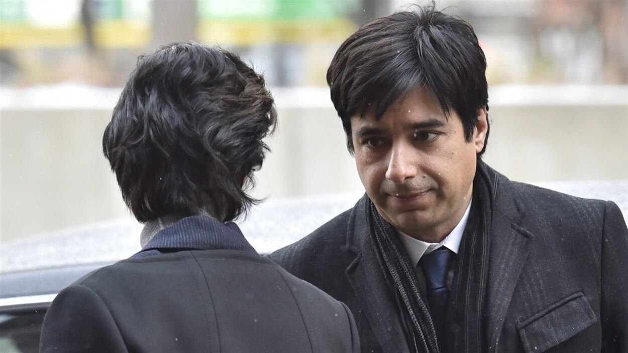 Essai de Jian Ghomeshi : l'éditeur Ian Buruma ne regrette rien | Radio ...