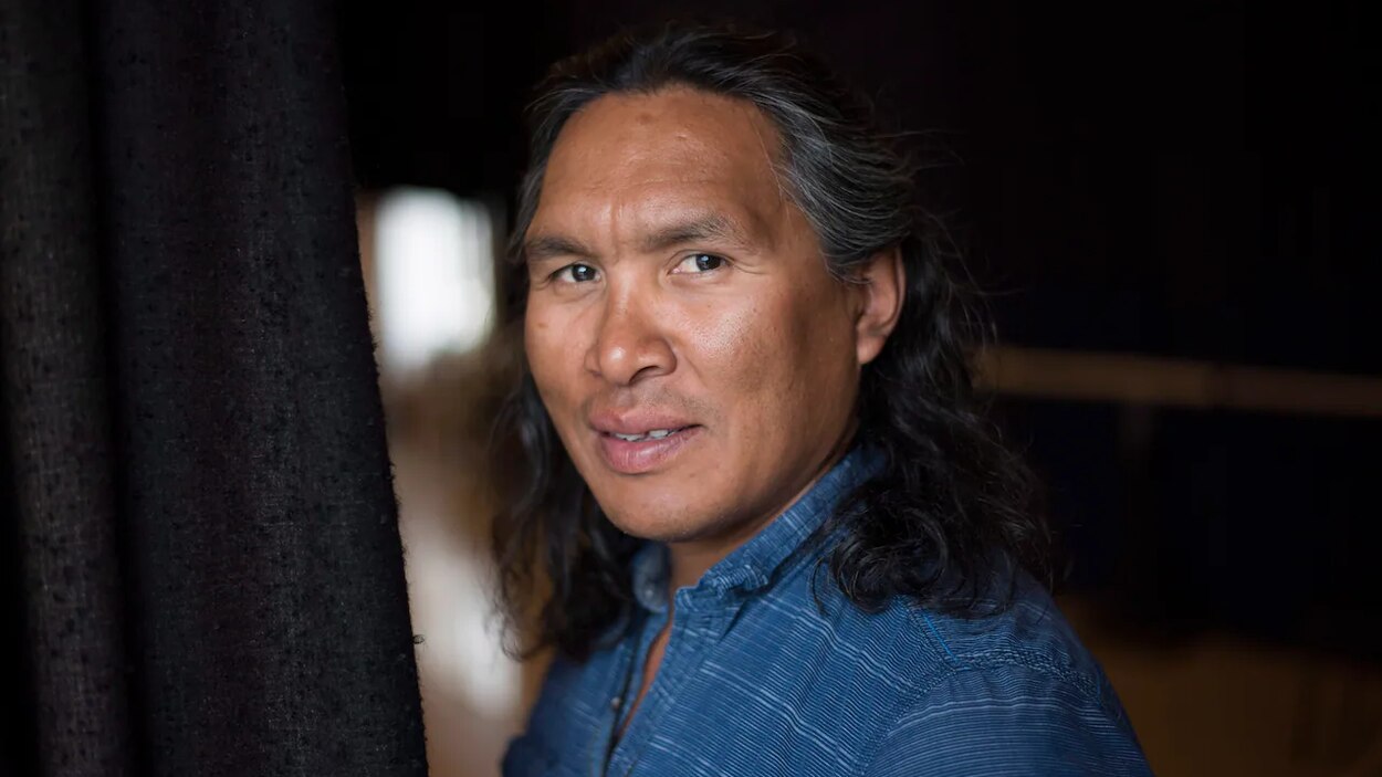 Governor General tinanggal ang Inuk na si Johnny Issaluk sa Order of ...