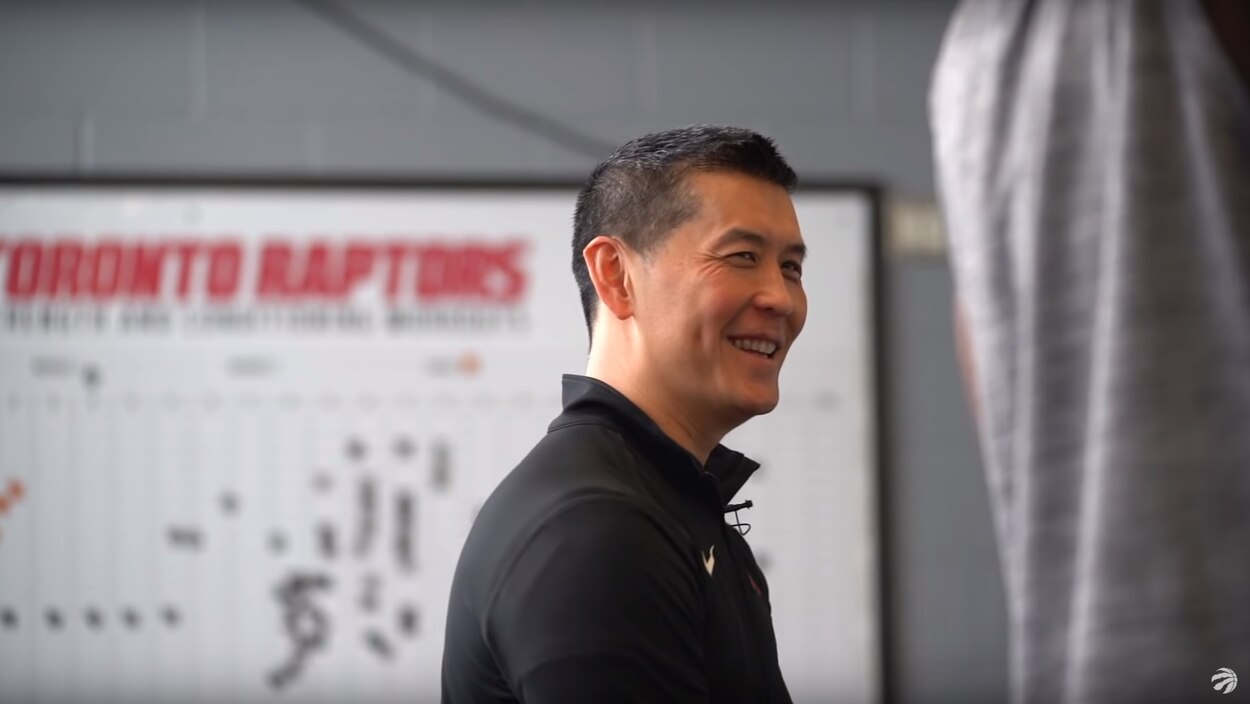 Raptors : Une victoire « surréelle » pour l'entraîneur Jon Lee de la ...