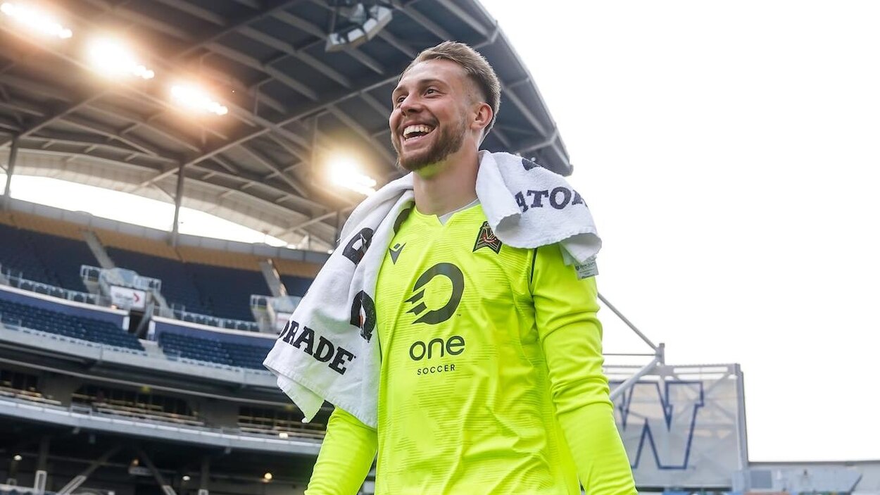 Début flamboyant pour le gardien de but du Valour FC Jonathan Sirois ...