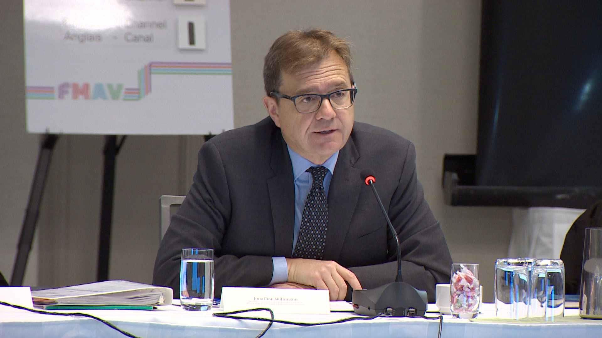 Le ministre des Pêches Jonathan Wilkinson aux Îles-de-la-Madeleine ...