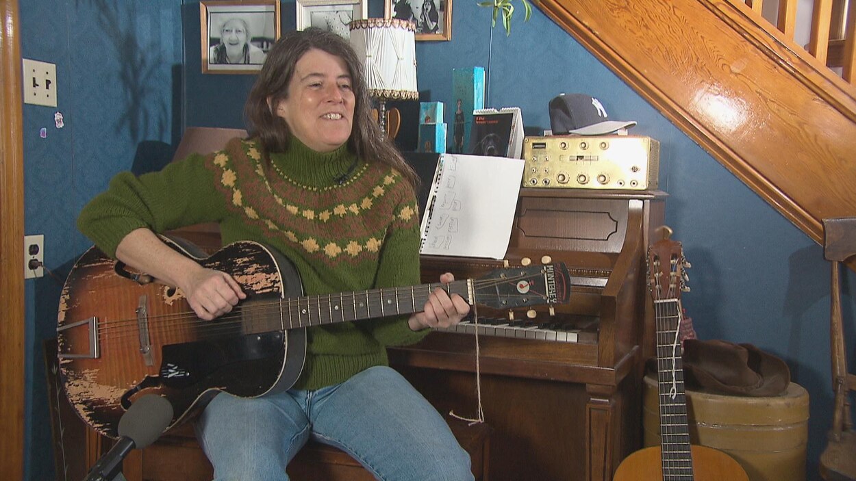 Julie Doiron fait paraître son premier album en 9 ans | Radio-Canada