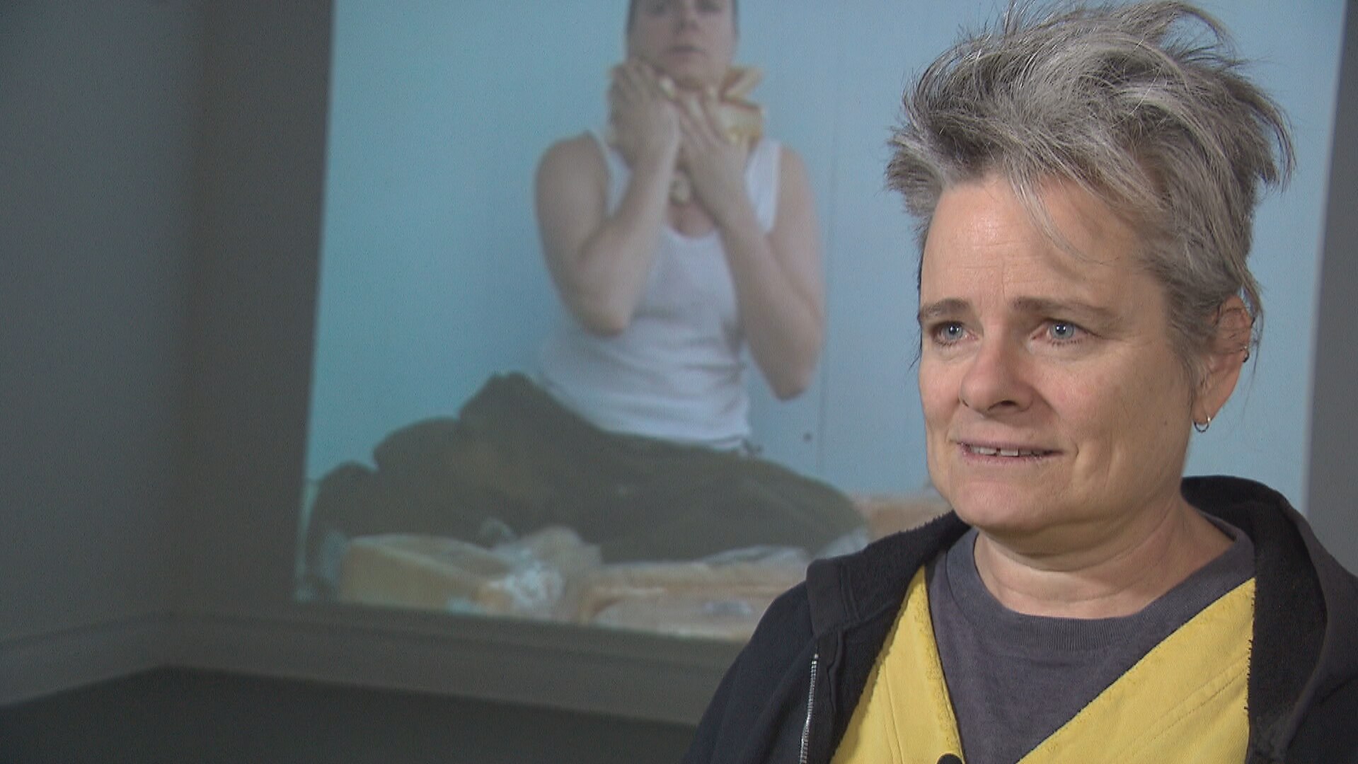 FICFA : une exposition vidéo qui compare le pain au corps vieillissant ...