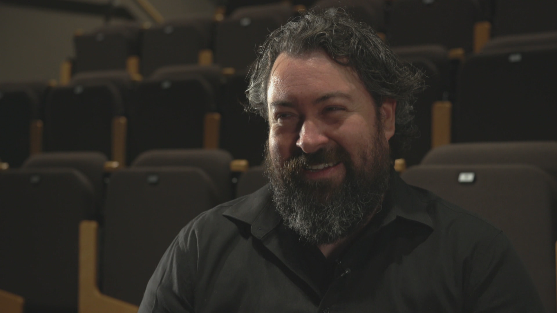 Dayv Poulin vous fait découvrir l'auteur-compositeur-interprète Xavier ...