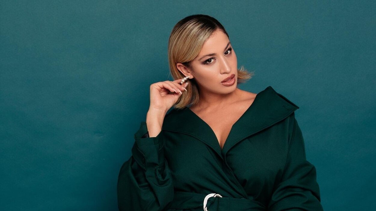 La chanteuse québécoise La Zarra représentera la France à Eurovision ...