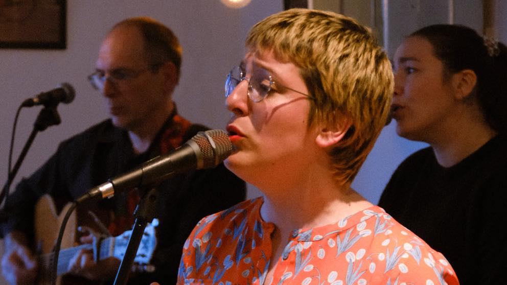 La bibliothèque de Sylvie Boulianne | OHdio | Radio-Canada