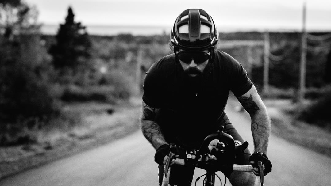 Le cycliste gaspésien Jay Hunt veut partager son histoire | OHdio ...