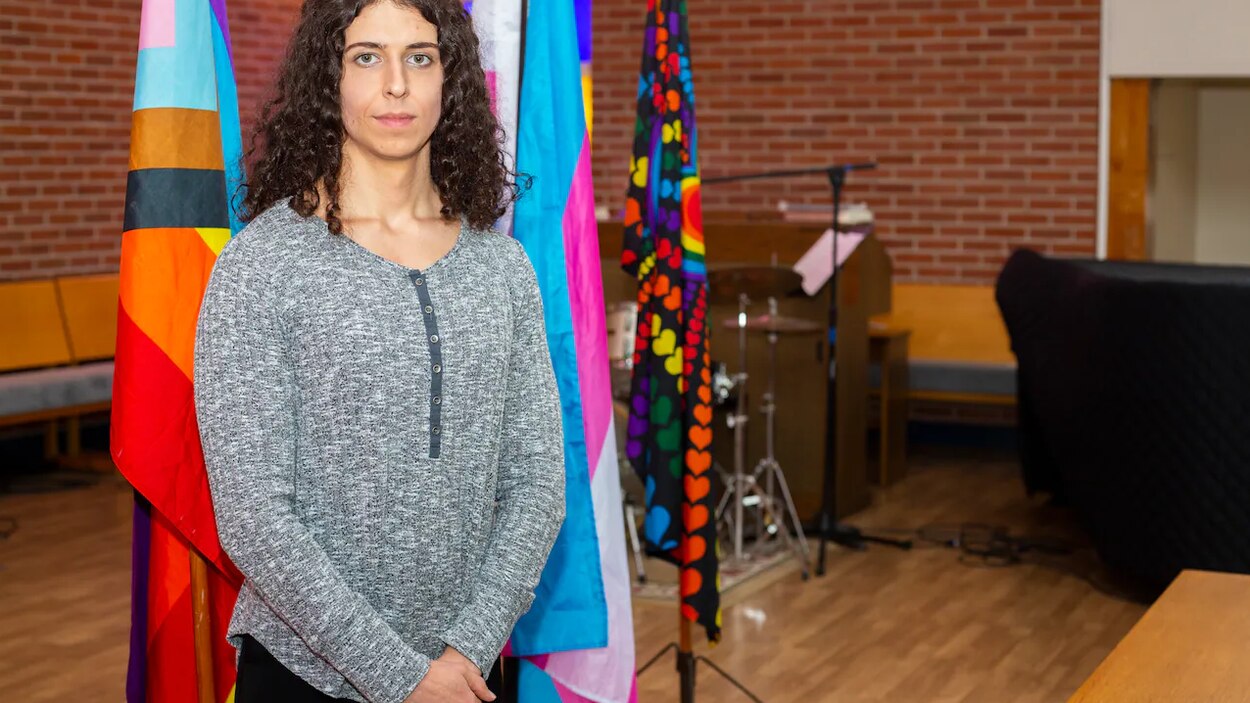 Reconnaître le jour du Souvenir trans à Brandon | Radio-Canada