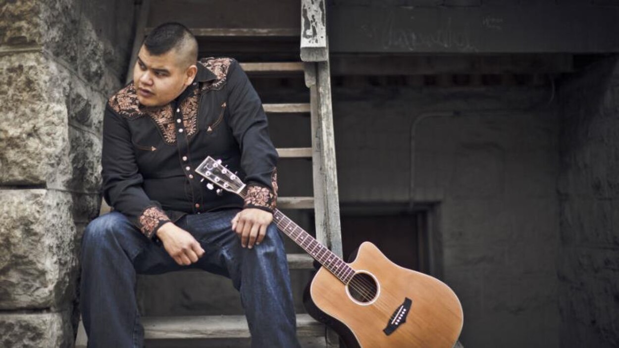 Moe Clark nous présente mâmawi musique | Radio-Canada