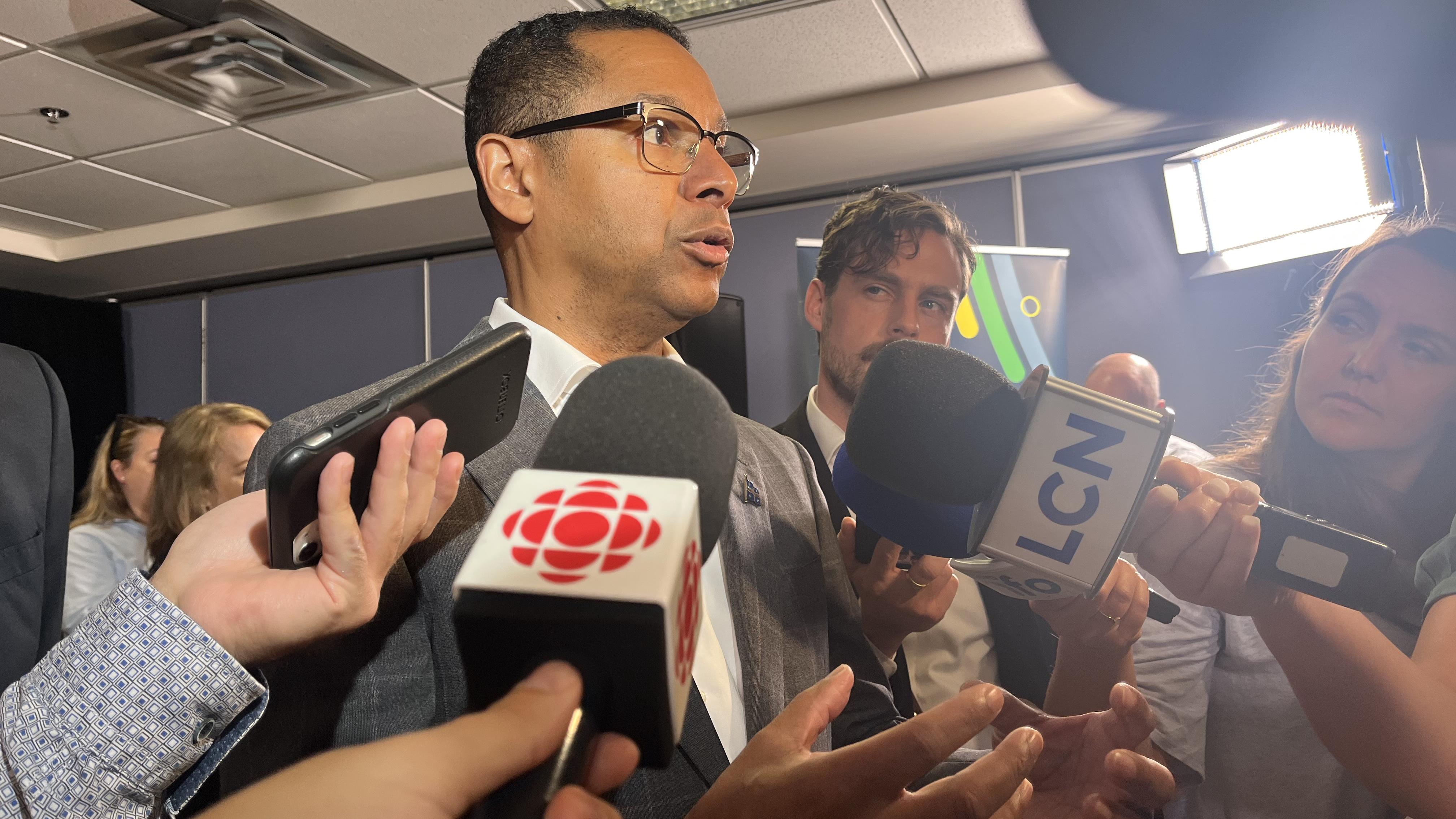 DPJ : le ministre Carmant n’avait pas encore vu le rapport mercredi ...