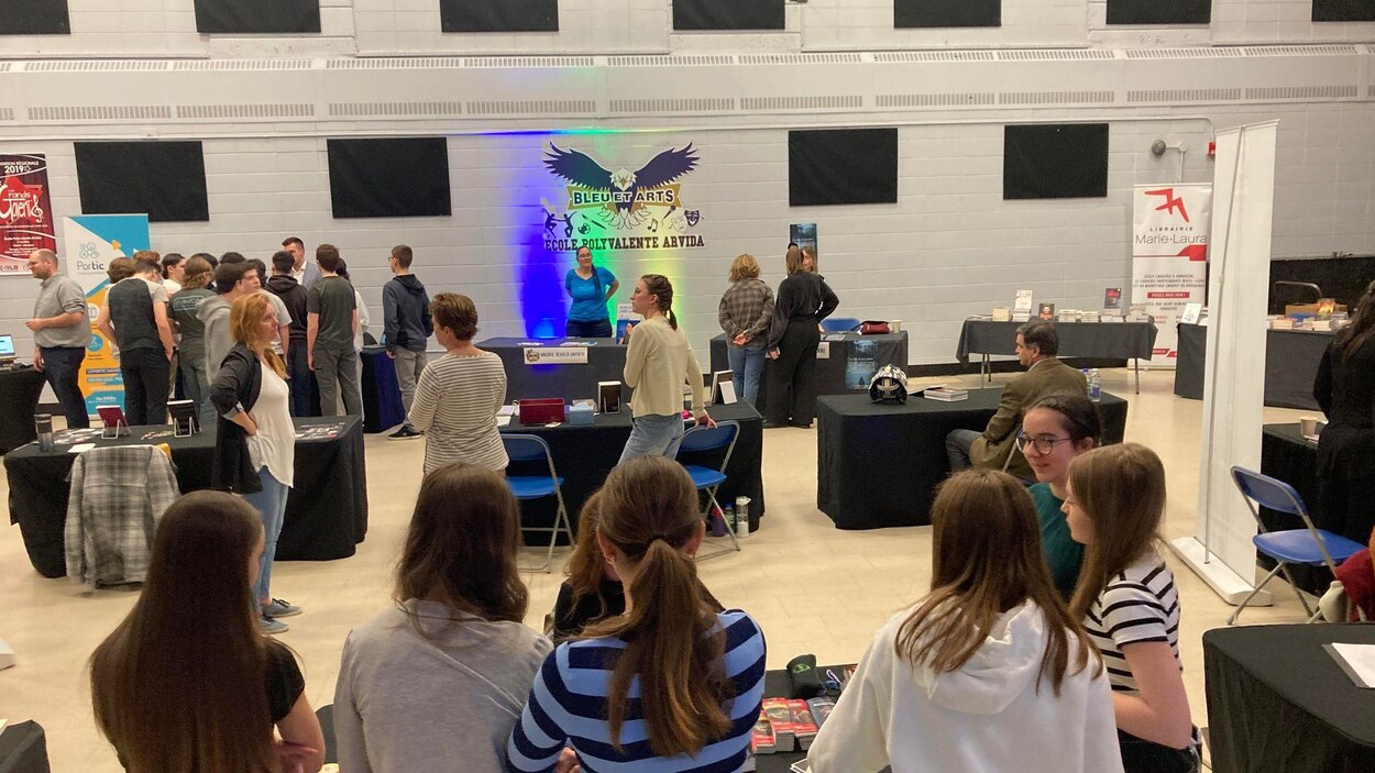 Des auteurs de la région à la rencontre des jeunes de l’École ...