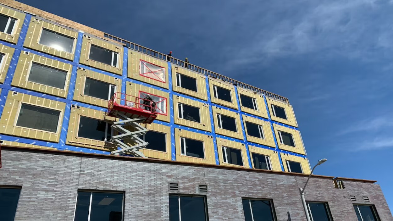 Un plan de 110 millions $ pour du logement abordable à Ottawa | Radio ...