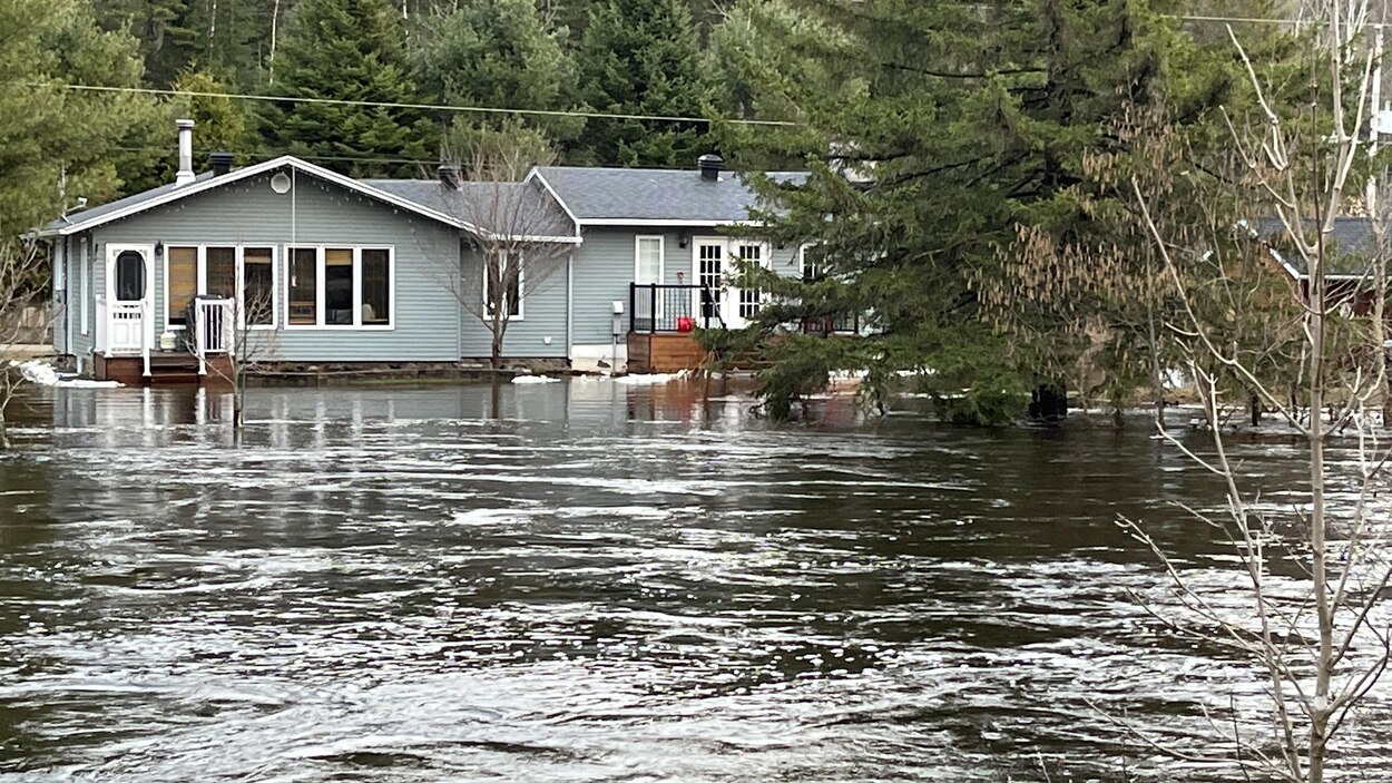 Inondations au Québec : les faits saillants | Couverture en direct ...