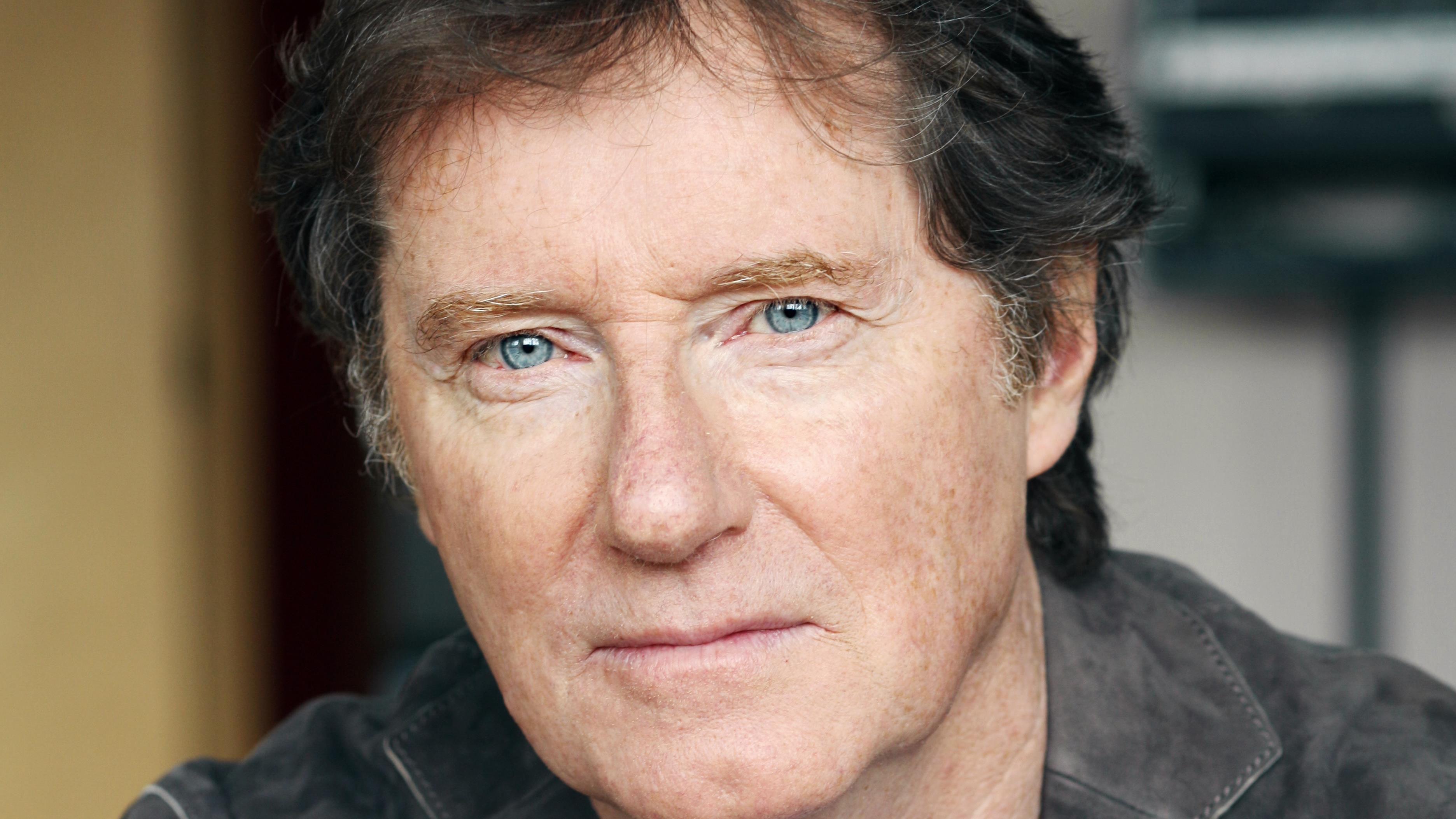 Marc Messier pour la première fois seul sur scène | OHdio | Radio-Canada