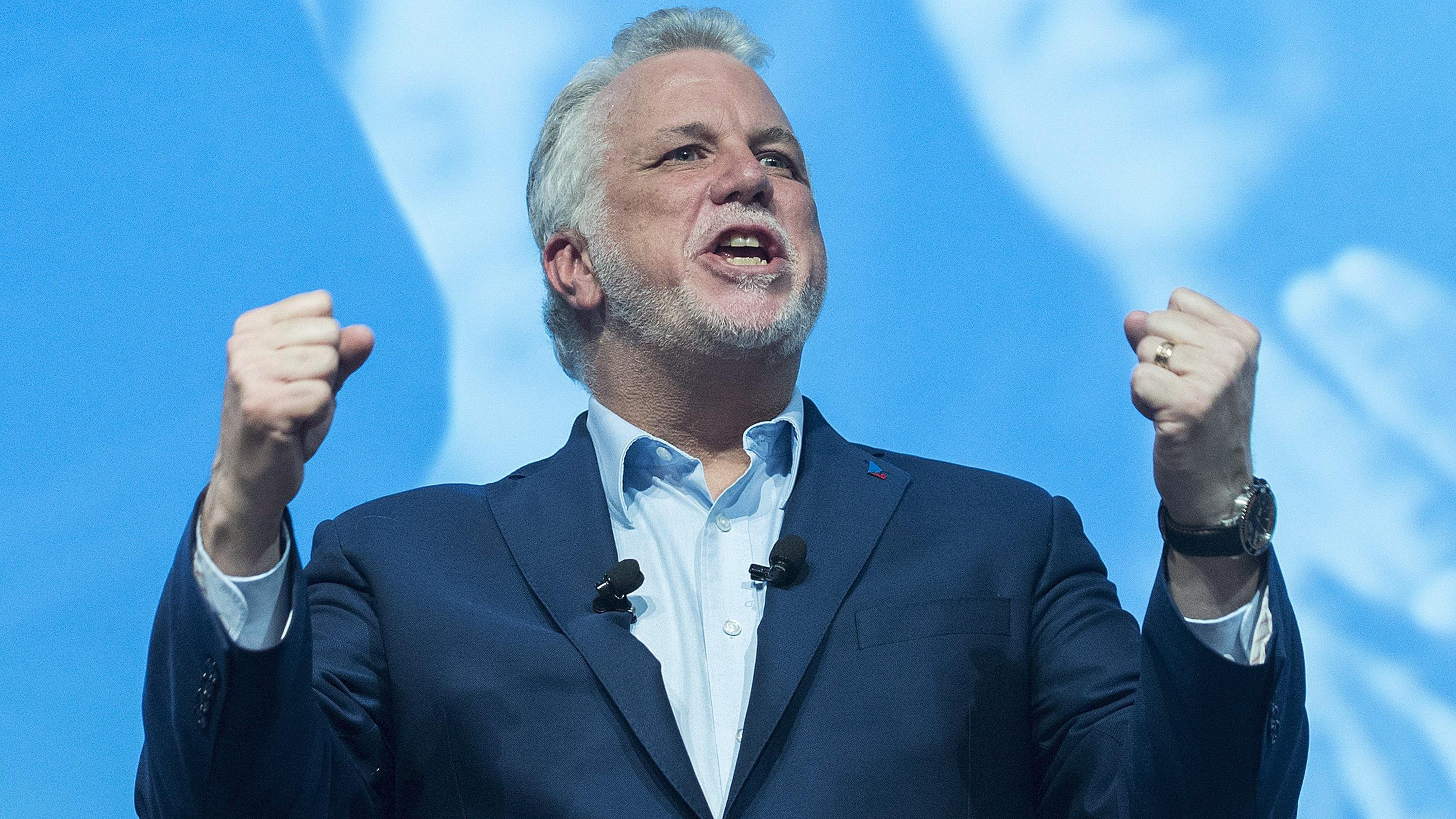 Philippe Couillard fait le point sur les enjeux des prochains mois ...