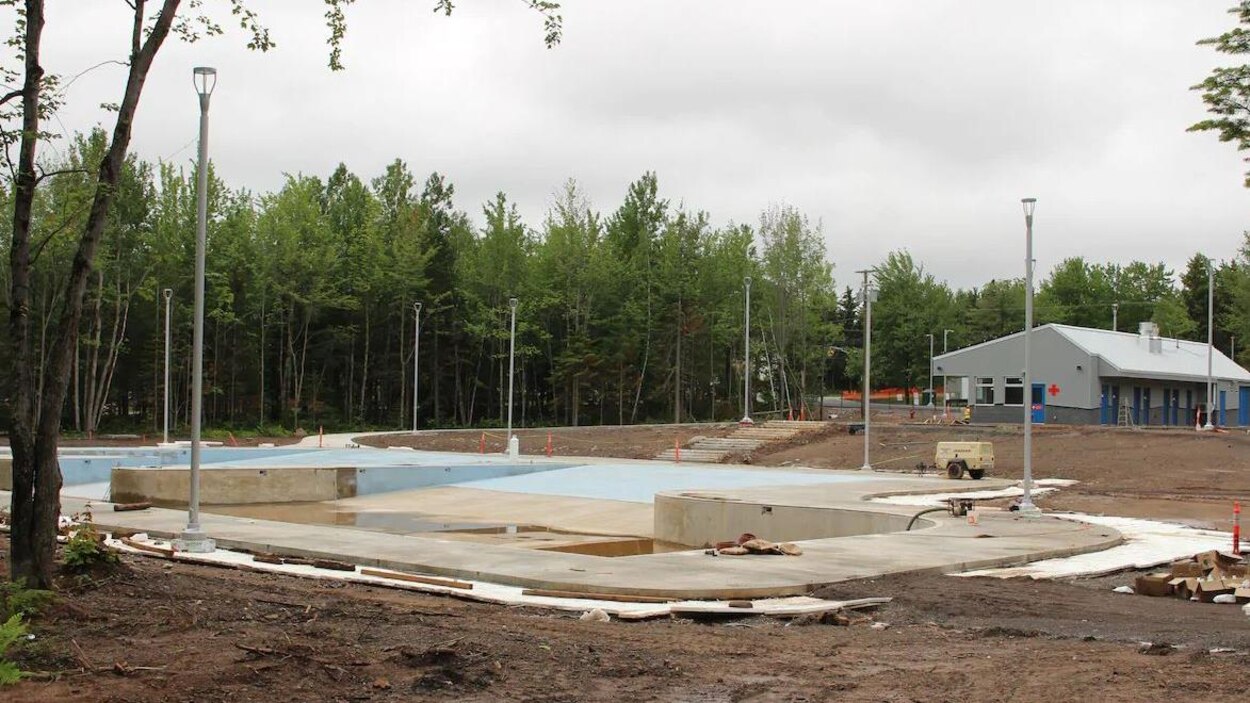 Pas De Baignade Avant 2020 à La Piscine Du Parc Du Centenaire Radio