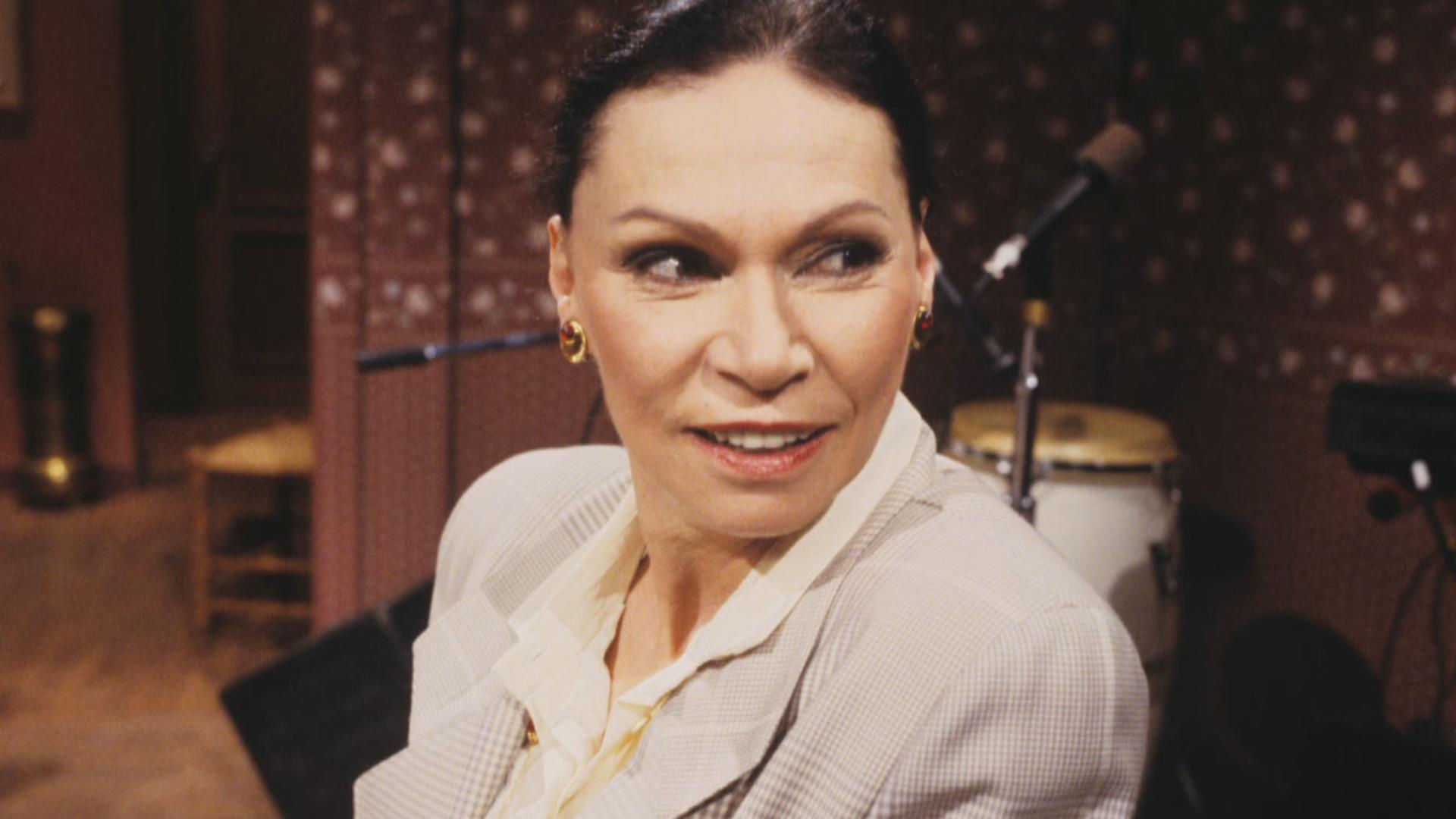 Hommage à l'actrice Monique Mercure, une dame au cœur de fillette ...