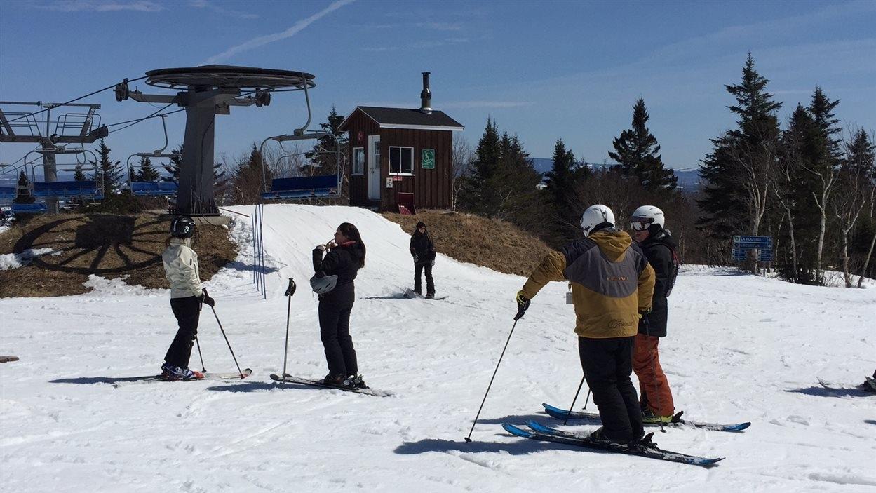 De la neige au parc du Mont-Comi