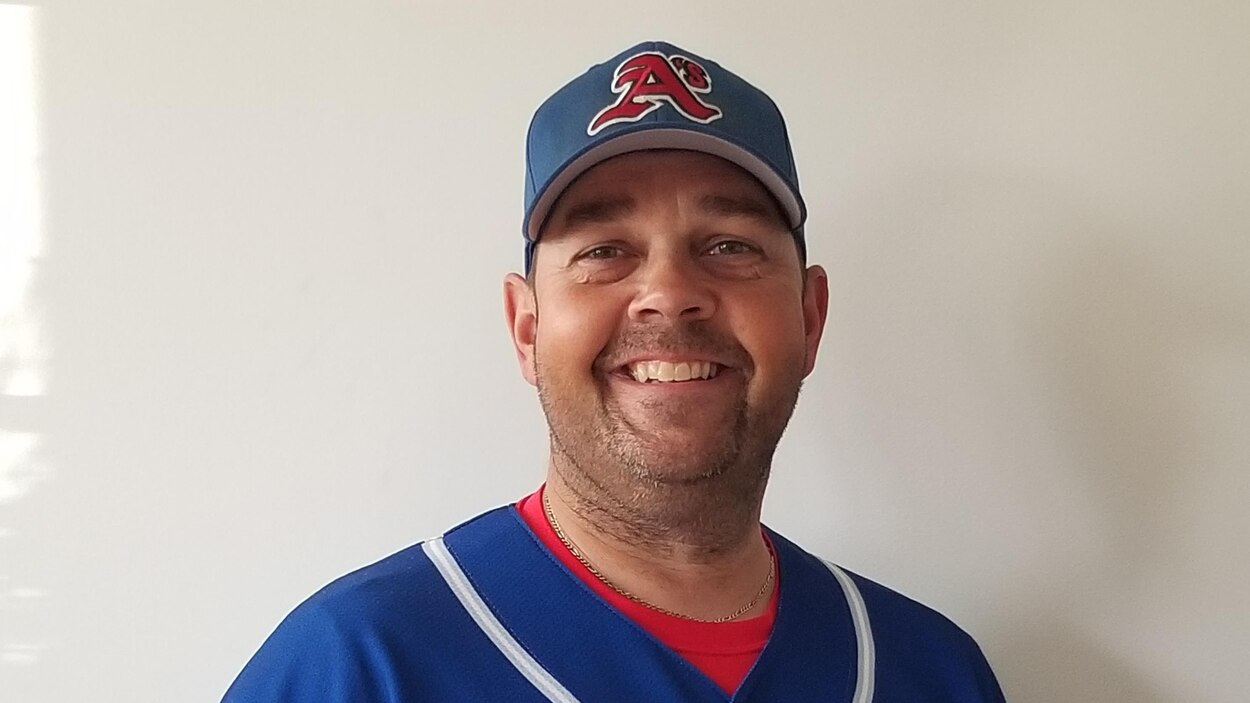 Le bénévole Nicolas Dufour décroche le Prix Dollard-Morin | Radio-Canada