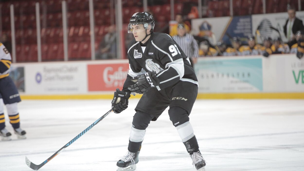 Les Olympiques de Gatineau échangent trois joueurs, dont leur capitaine ...