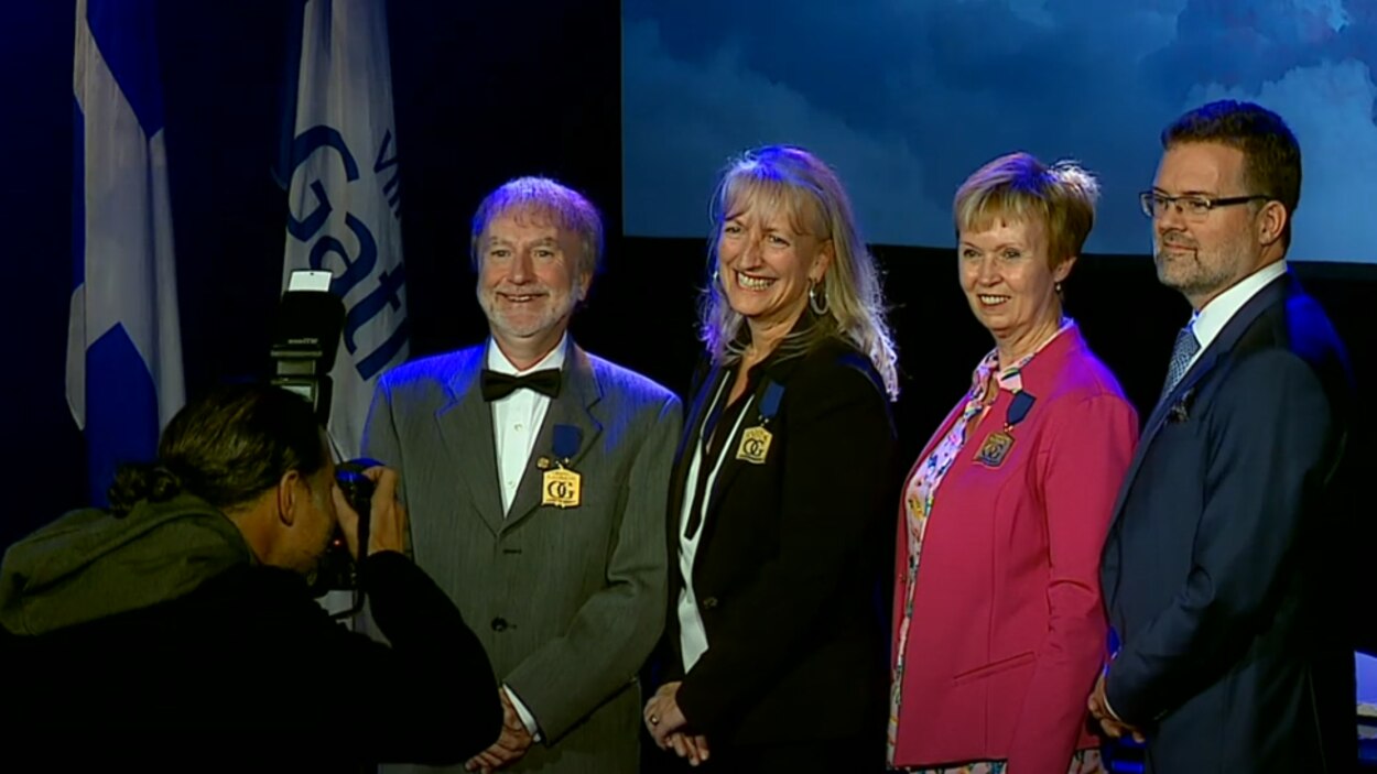Véronique Rivest, Nycole Turmel et Michel Prévost décorés de l'Ordre de ...