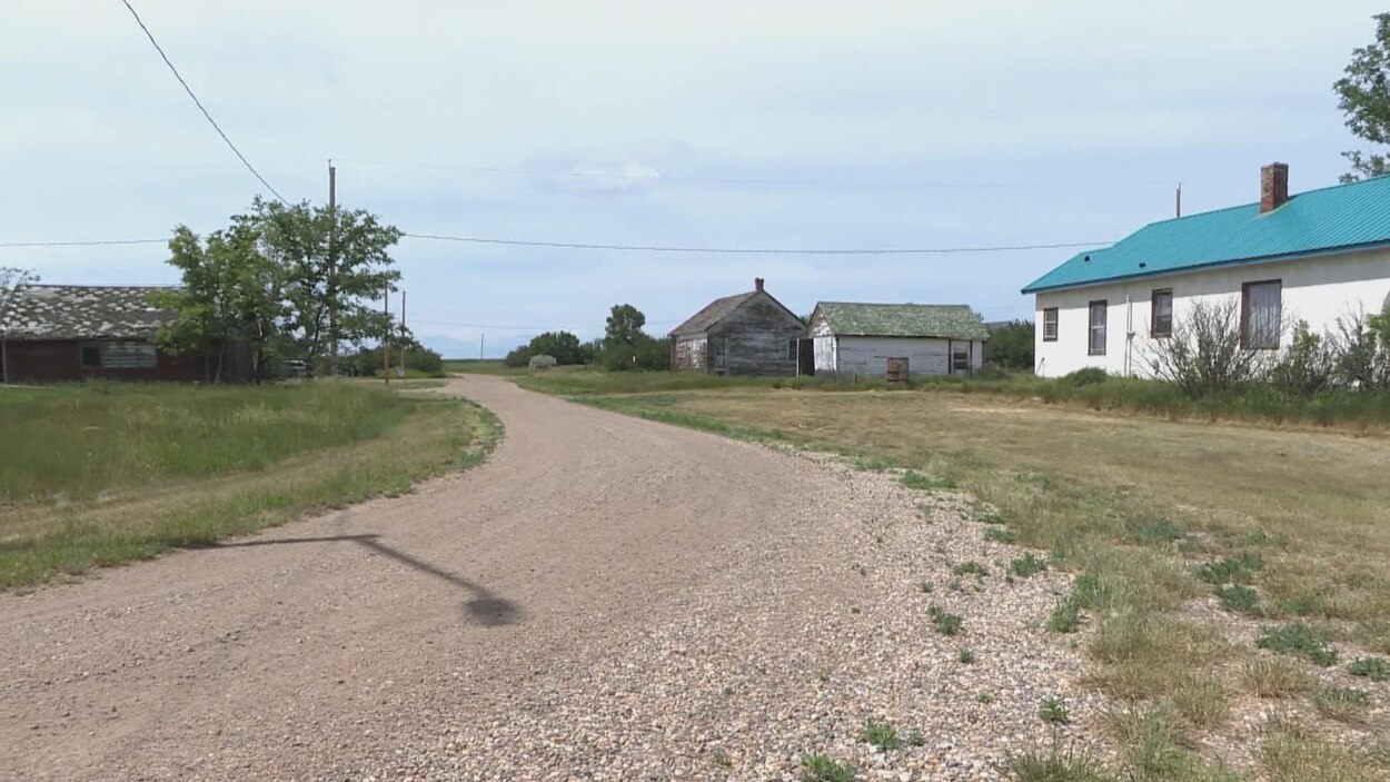 Visite à Orion, l'une des villes fantômes de l'Alberta | Radio-Canada